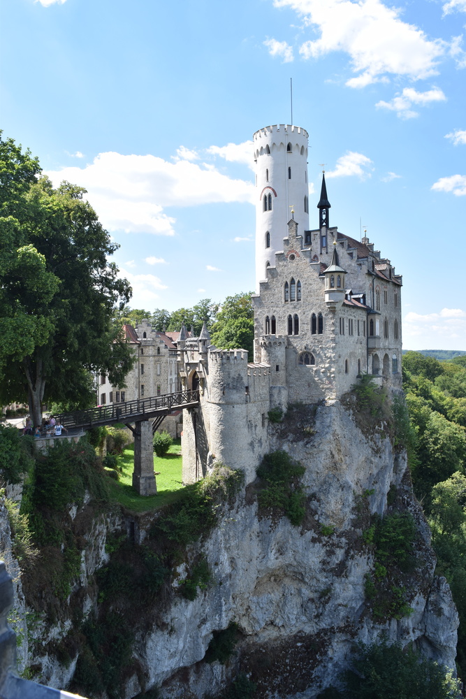5 of the most amazing castles in Europe - TravelFeed